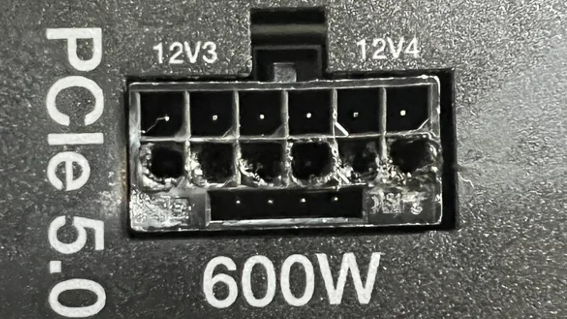 12VHPWR socket melting on PSU side, reports PC builder