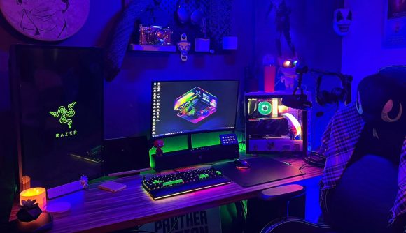 Check out this Razer themed gaming setup